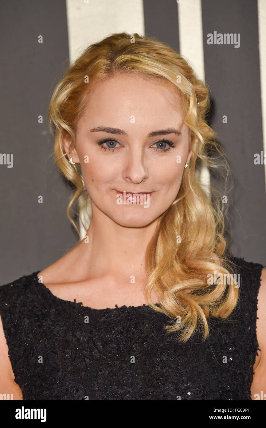 "Elisabeth das Musical" Uraufführung starrte Roberta Valentini und Maté ...