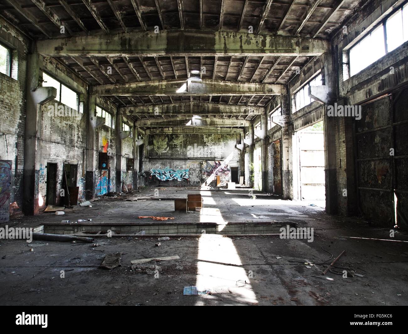 Chaotisches interieur -Fotos und -Bildmaterial in hoher Auflösung – Alamy