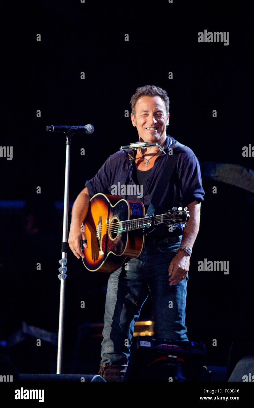 Bruce springsteen glastonbury 2009 -Fotos und -Bildmaterial in hoher ...