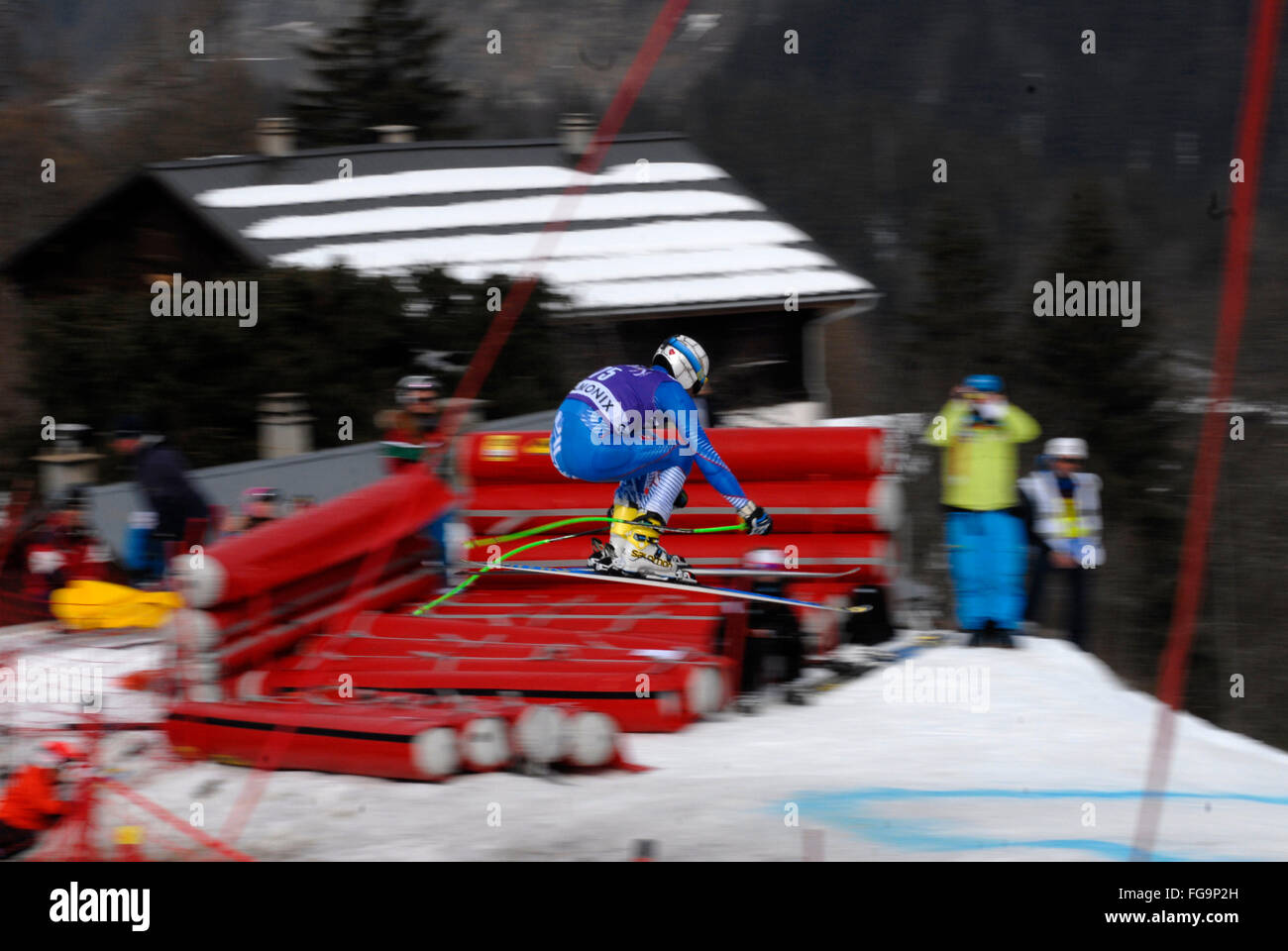 Skirennen abfahrt sprung -Fotos und -Bildmaterial in hoher Auflösung ...