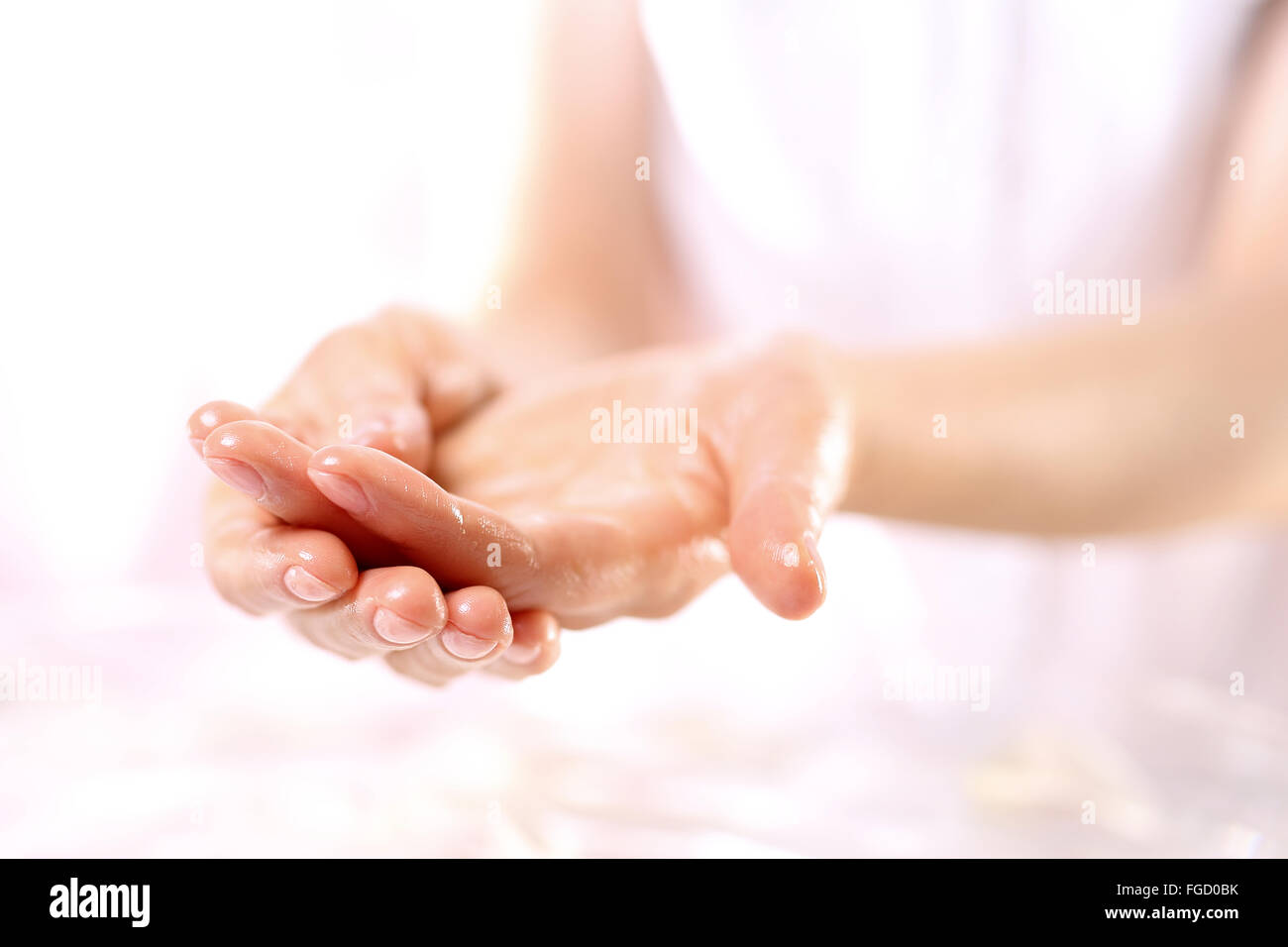 Akupressur Hand Stockfotos und -bilder Kaufen - Alamy