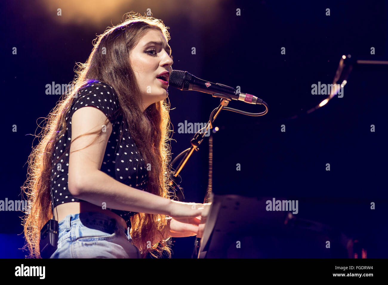 Birdy live konzert -Fotos und -Bildmaterial in hoher Auflösung – Alamy