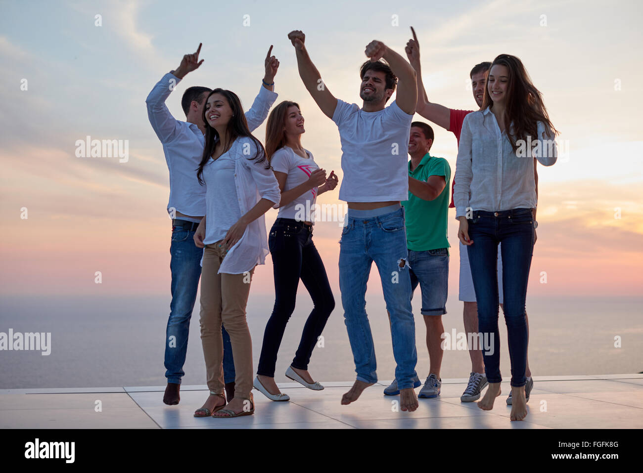 Gi party -Fotos und -Bildmaterial in hoher Auflösung – Alamy