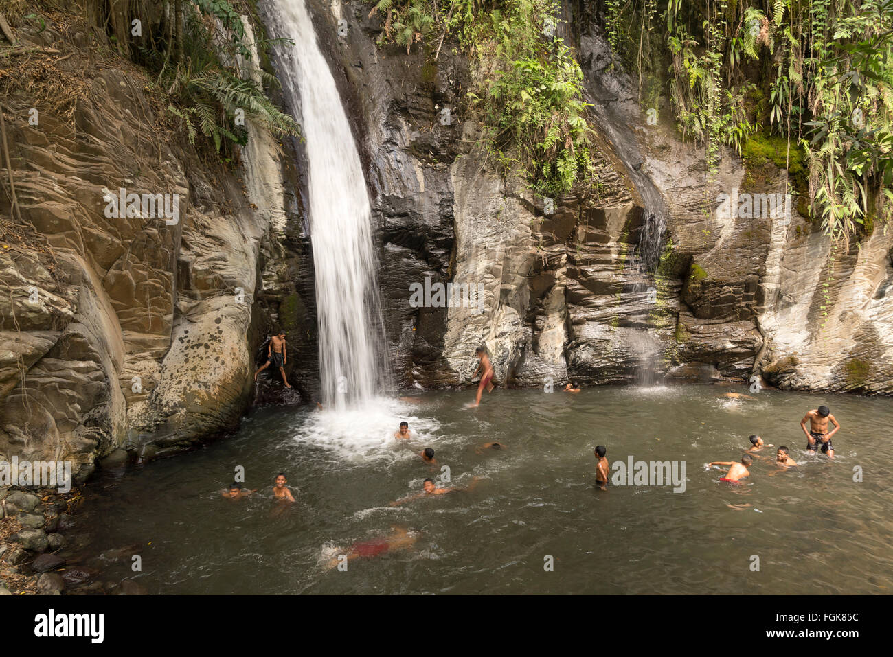 Indonesien Kinder Spielen Stockfotos und -bilder Kaufen - Alamy