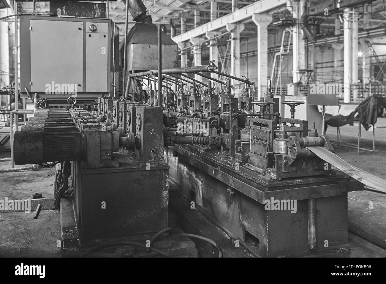 Walzwerk maschinen -Fotos und -Bildmaterial in hoher Auflösung – Alamy