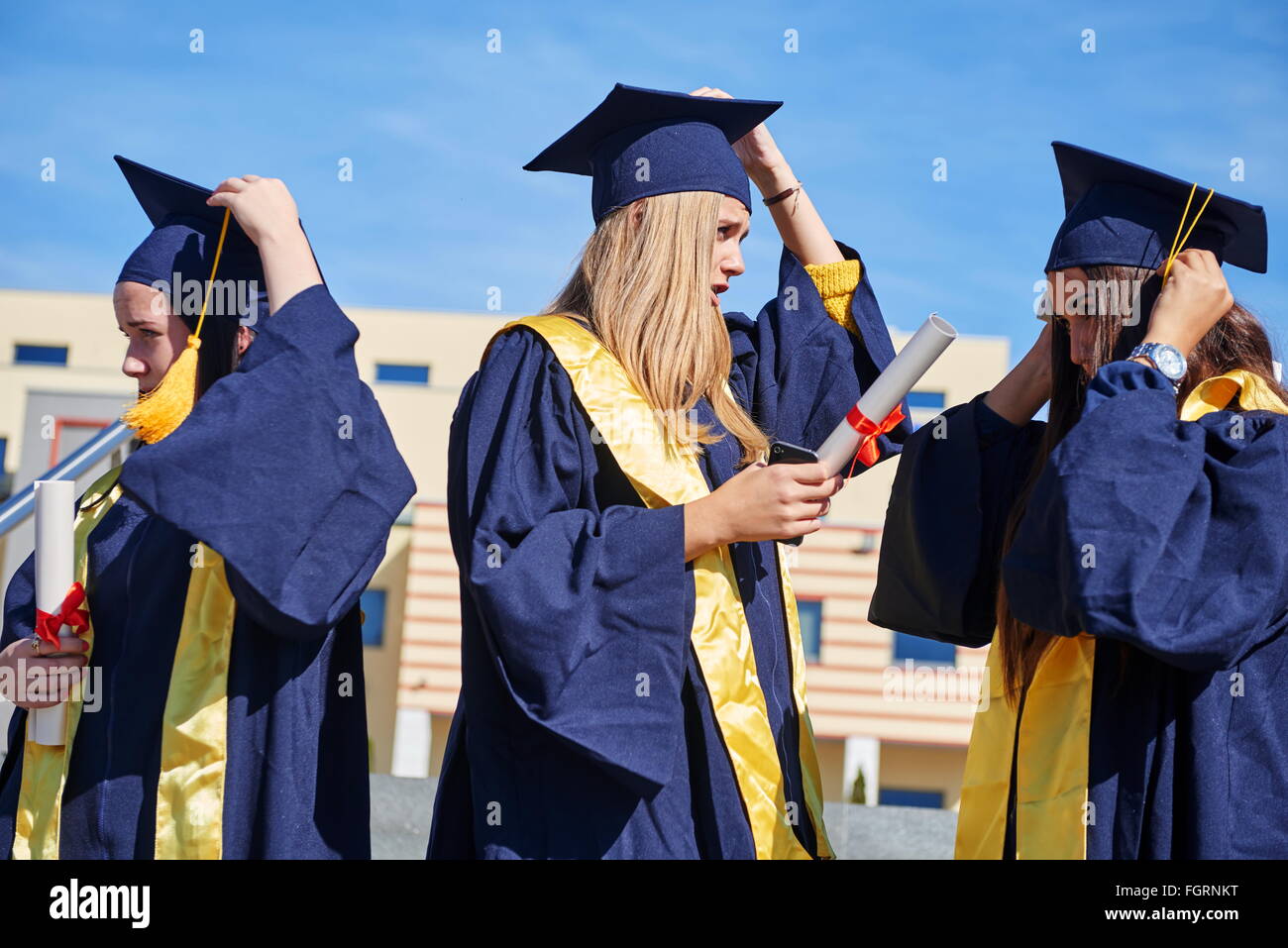 Junge absolventen -Fotos und -Bildmaterial in hoher Auflösung – Alamy