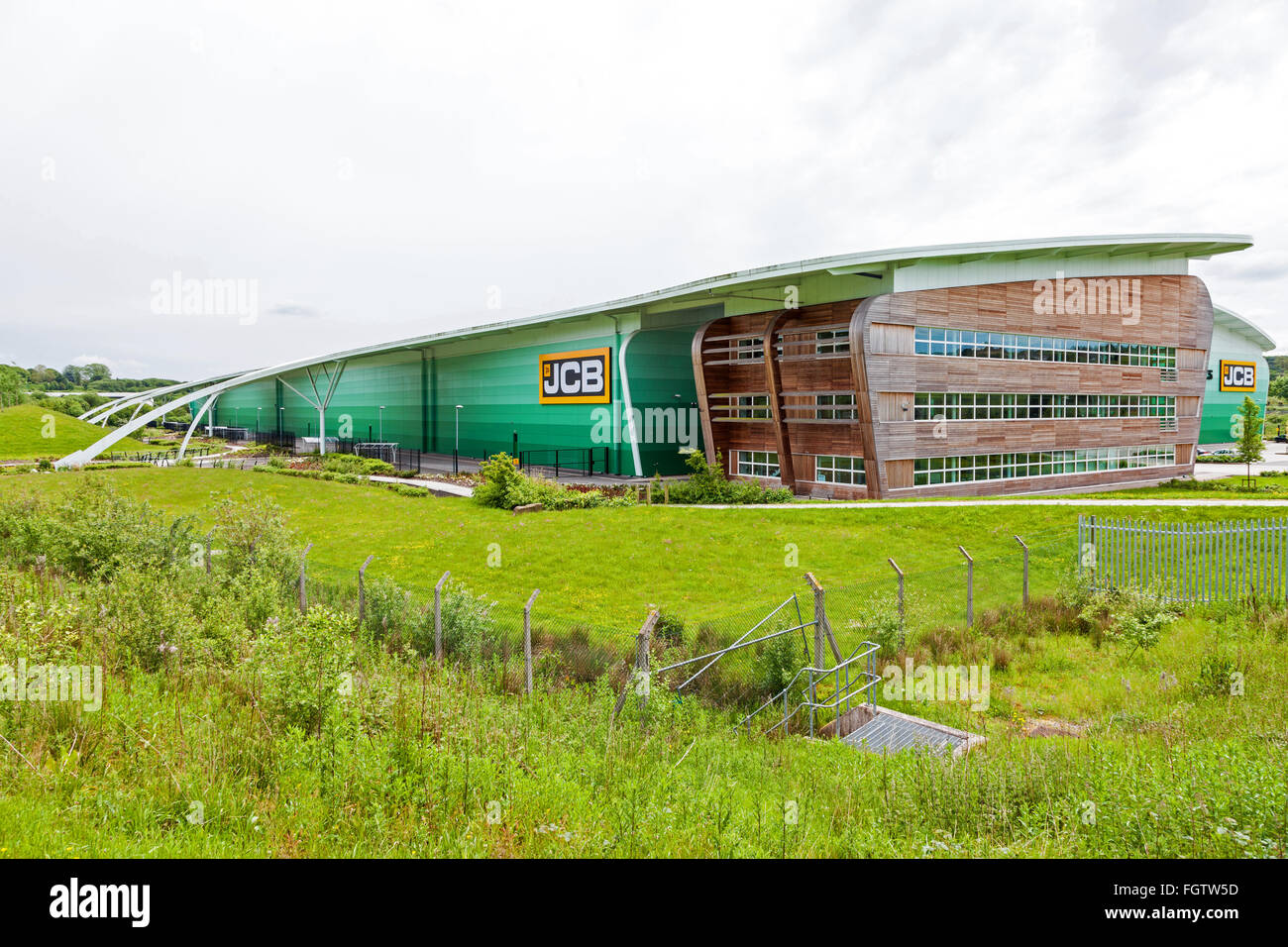 Die JCB World Logistik Distribution centre blauen Planeten Gebäude am ...