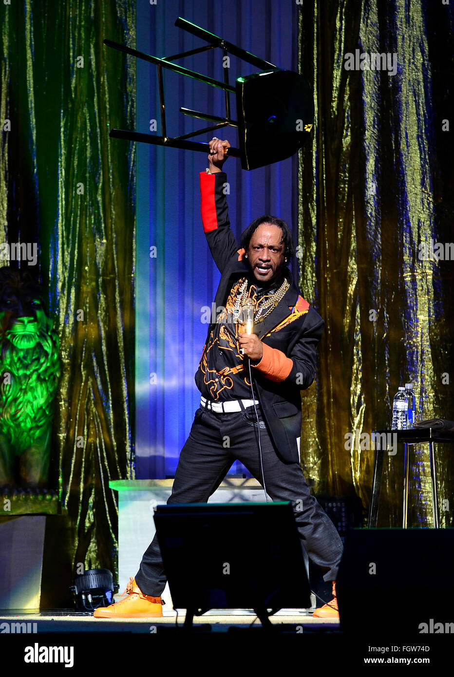 Katt Williams: Conspiracy Theory Comedy Tour führt auf der Bühne während der ...