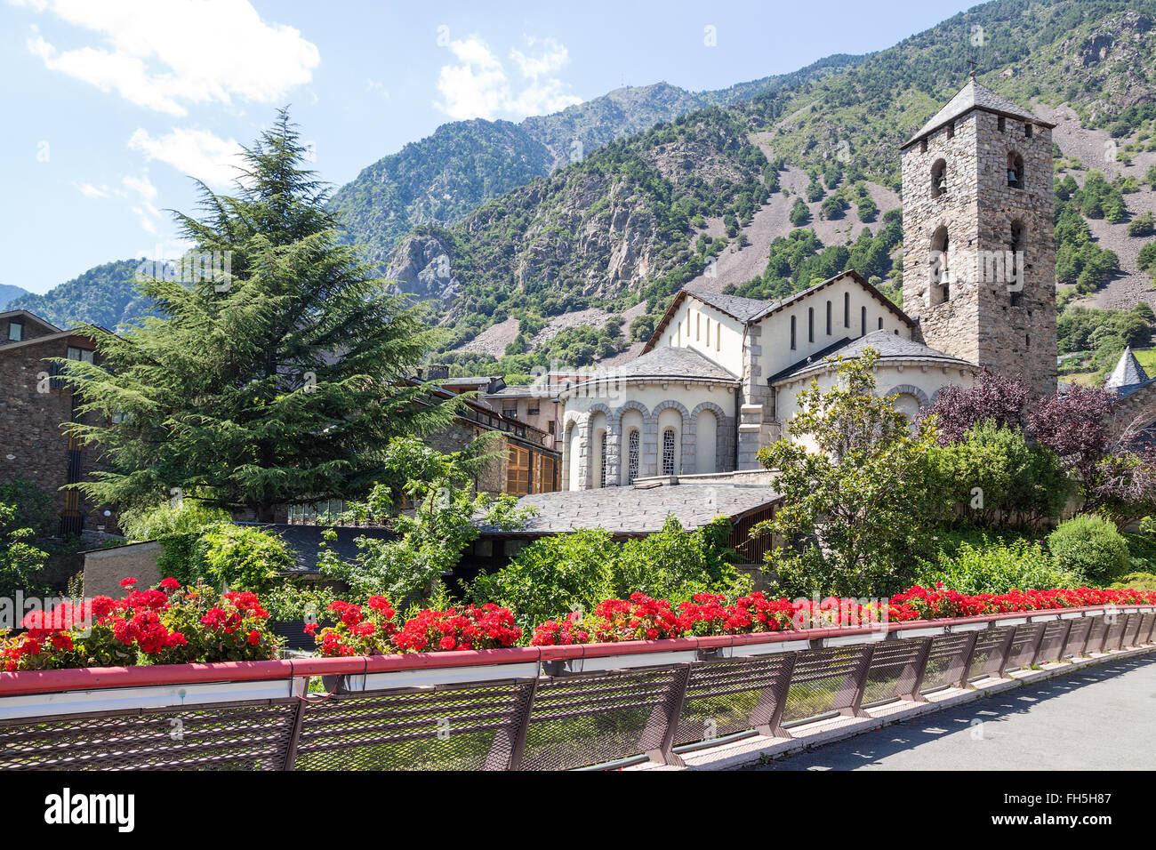 Andorra city view -Fotos und -Bildmaterial in hoher Auflösung – Alamy