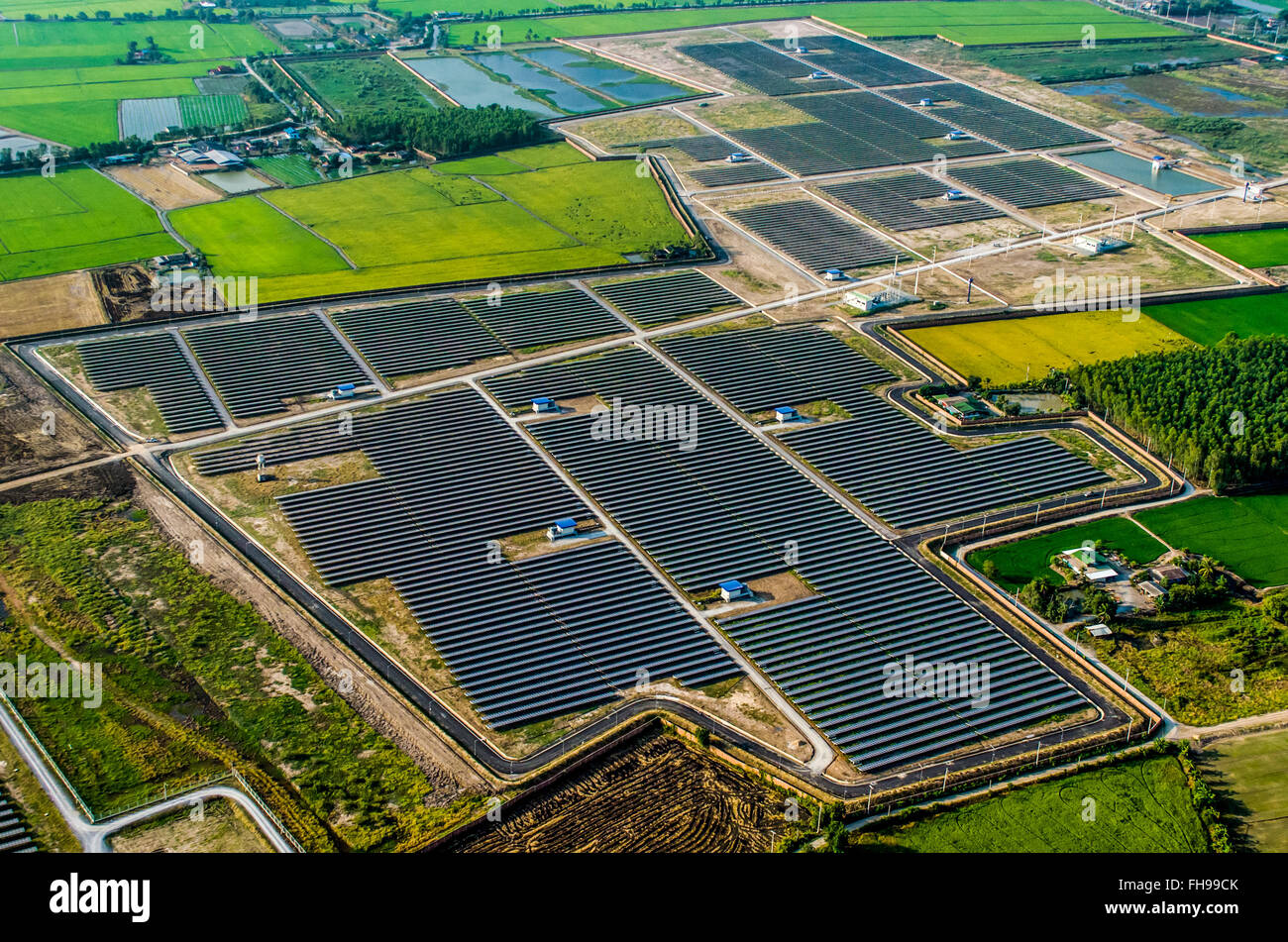 Solarpark, Solarzellen Foto aus der Luft Stockfotografie - Alamy