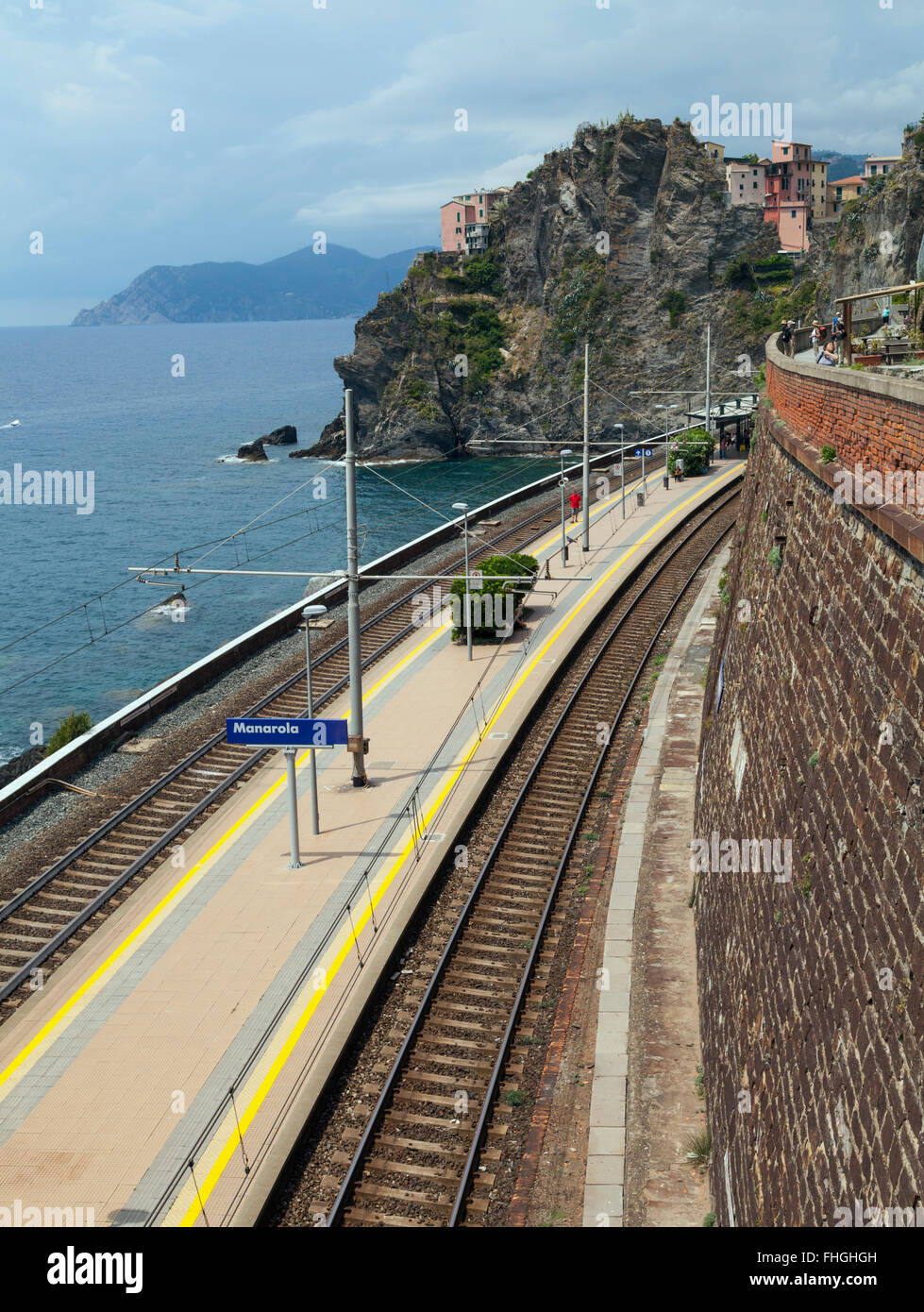 Cinque terre italien bahnhof -Fotos und -Bildmaterial in hoher ...