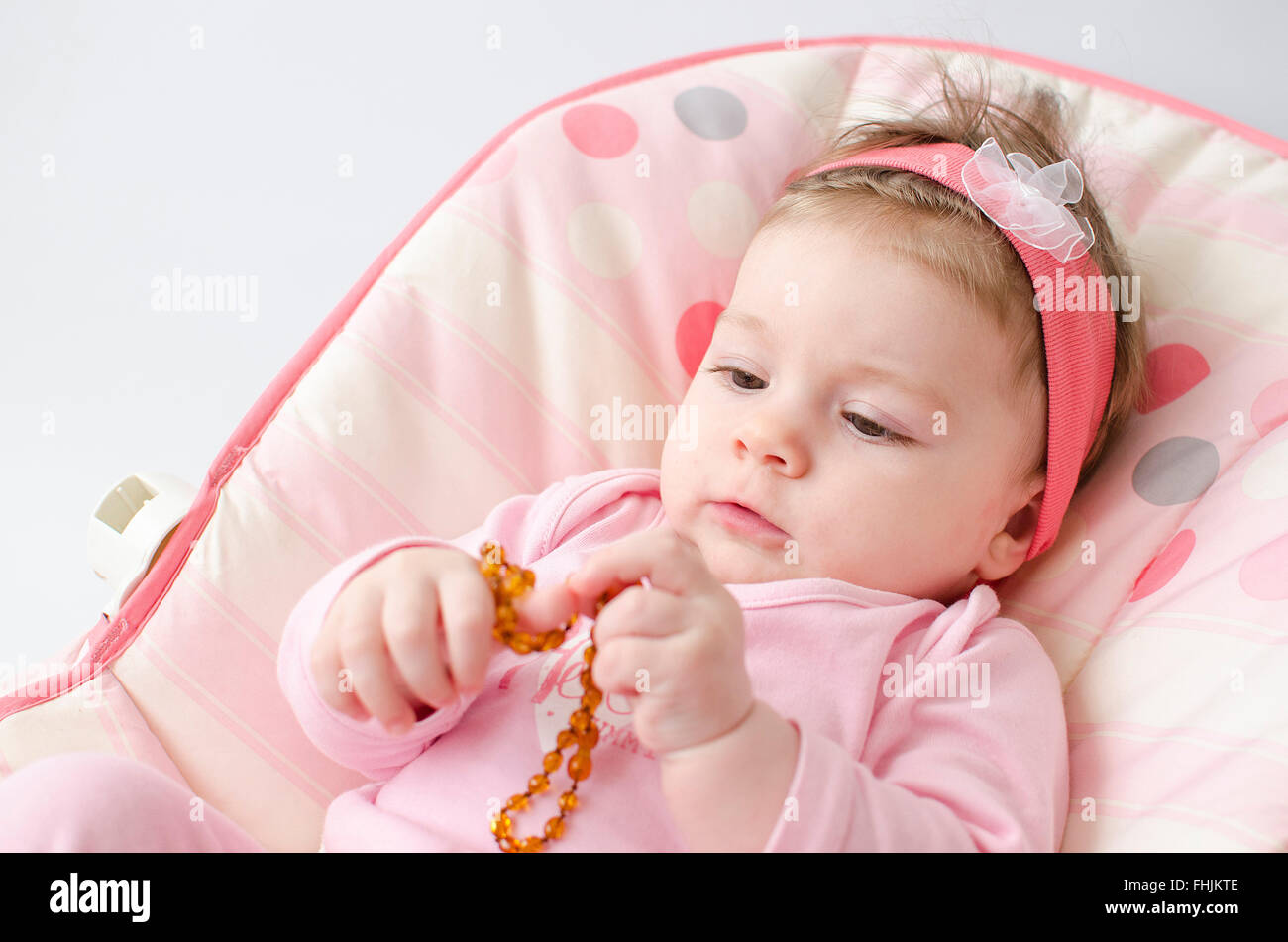 Teething baby -Fotos und -Bildmaterial in hoher Auflösung – Alamy