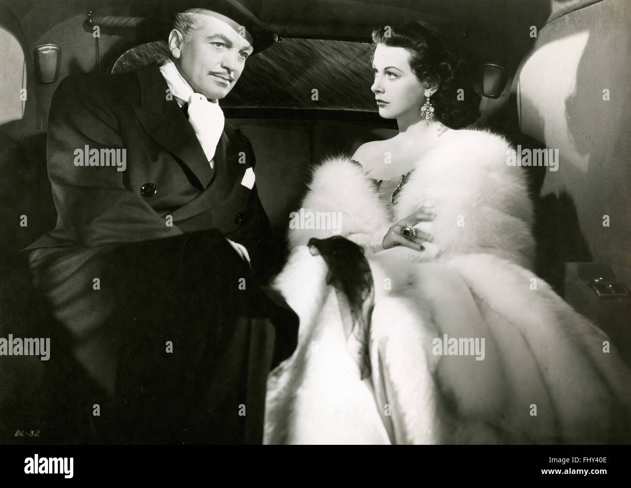 Die Schauspielerin Hedy Lamarr und John Loder in Dishonored Lady Film ...
