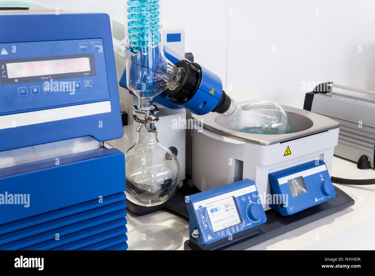 Laboratory Distillation Equipment Stockfotos und -bilder Kaufen - Alamy