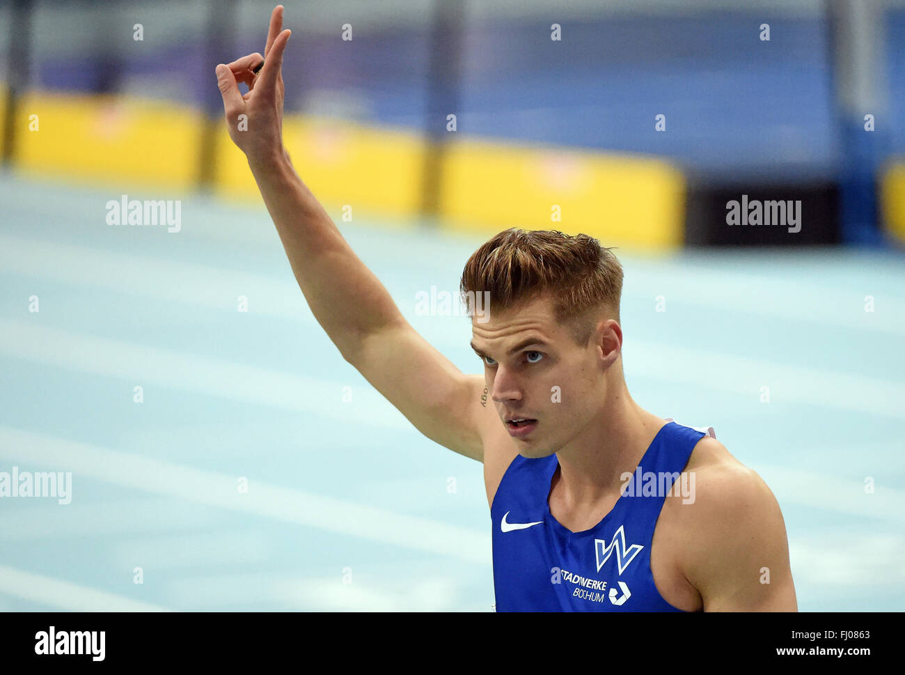 Fernseher wattenscheid 01 -Fotos und -Bildmaterial in hoher Auflösung ...