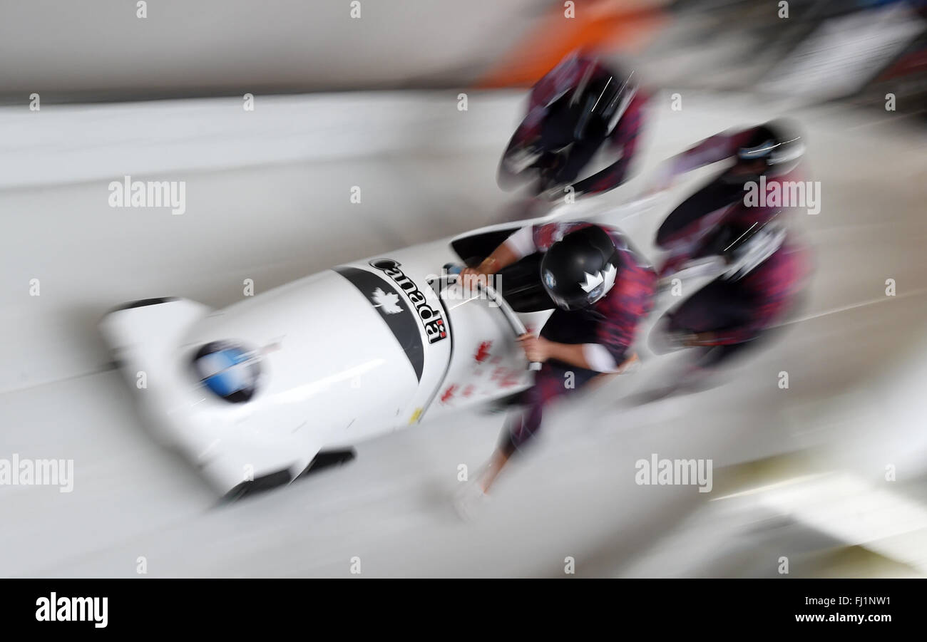 Four man bob team germany -Fotos und -Bildmaterial in hoher Auflösung ...