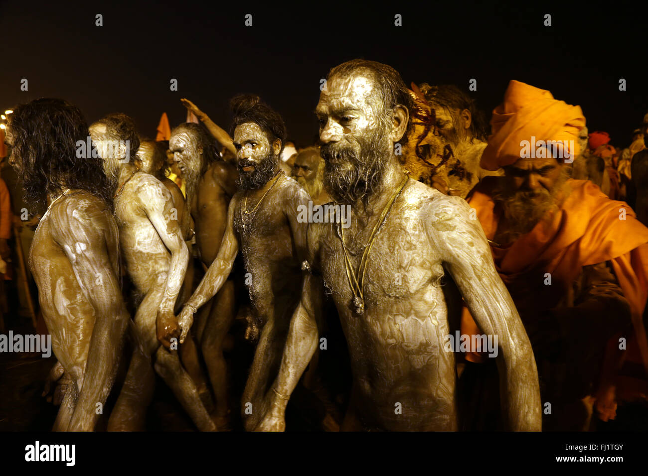 Massen menschenmassen -Fotos und -Bildmaterial in hoher Auflösung – Alamy