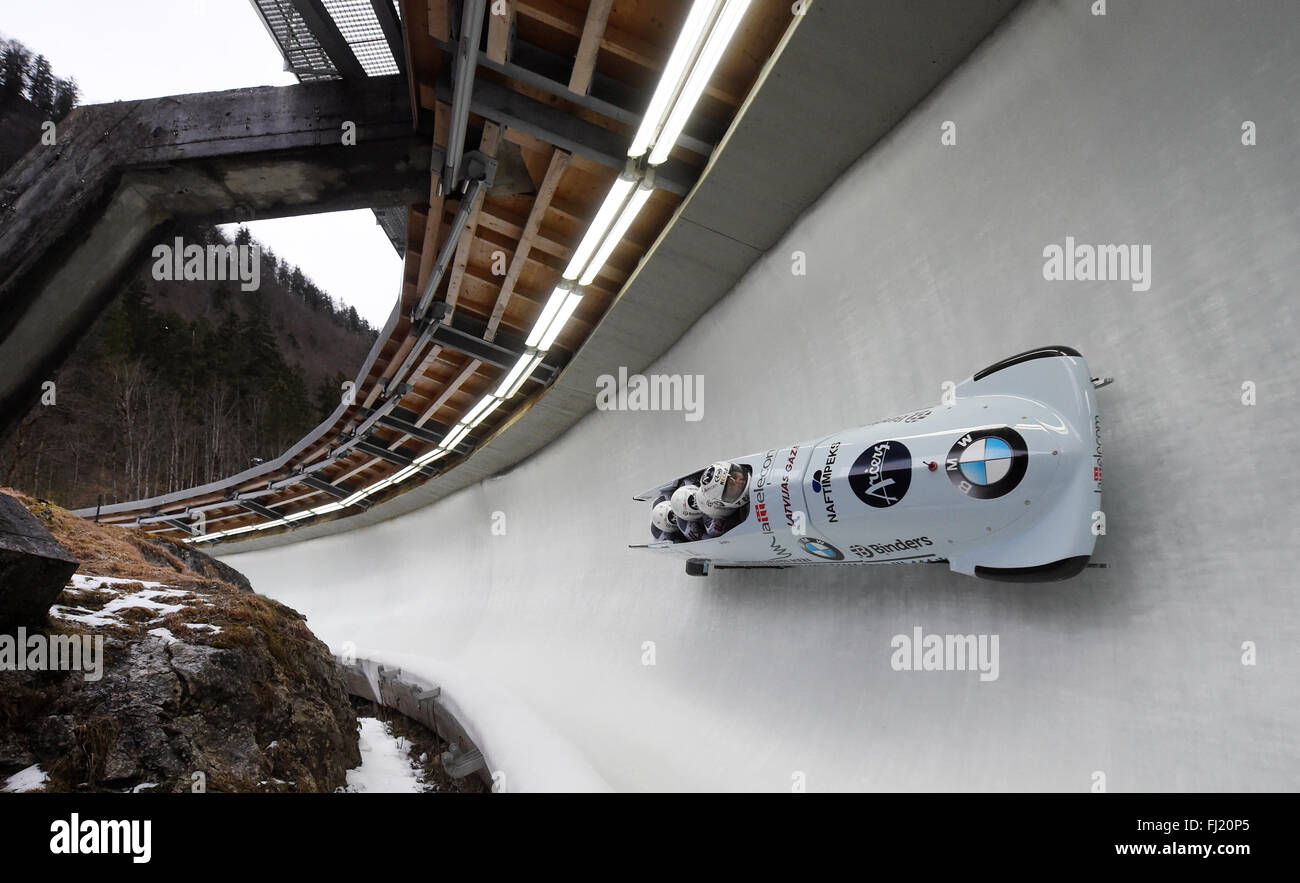 Four man bob team germany -Fotos und -Bildmaterial in hoher Auflösung ...