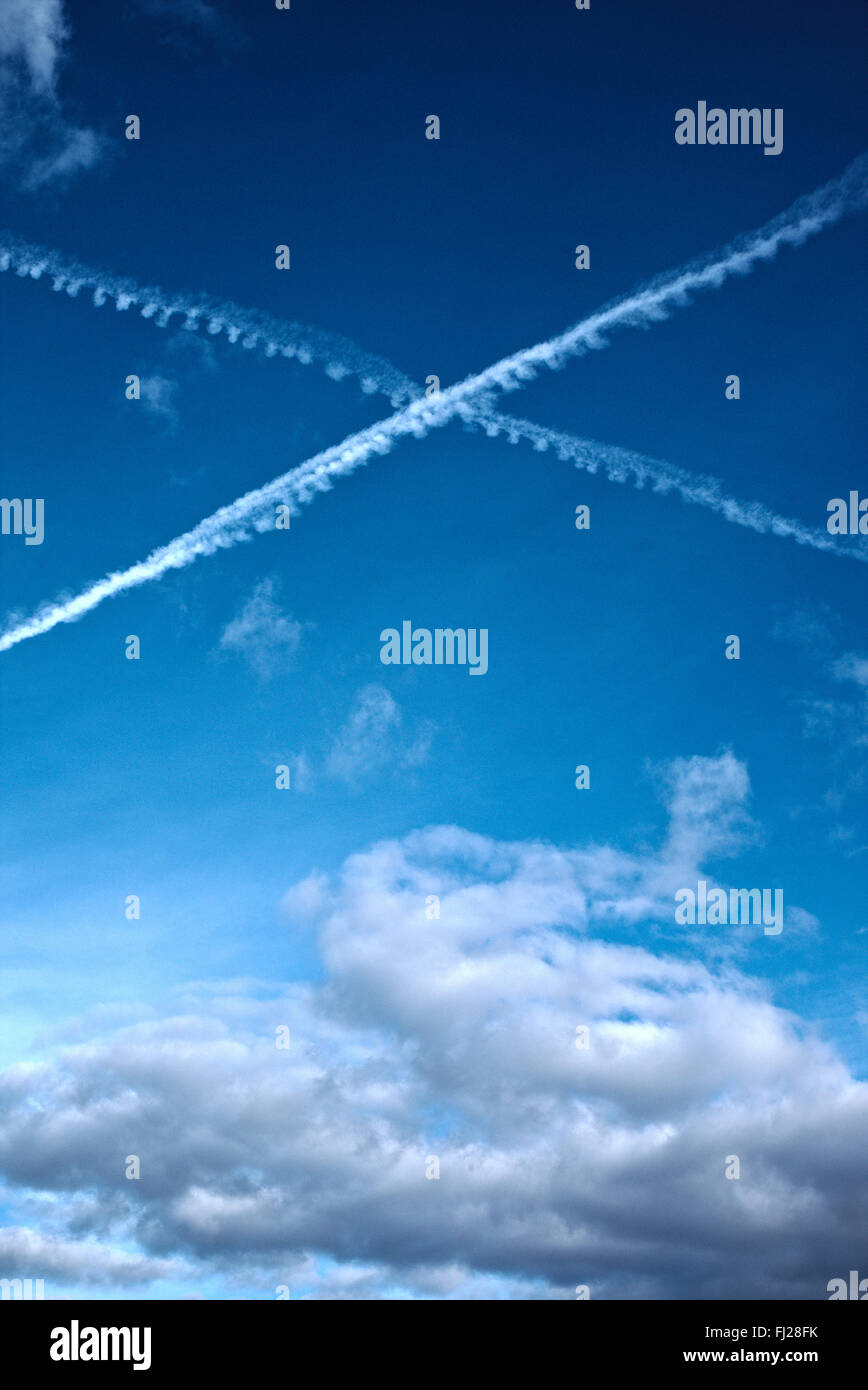 Kreuz markiert die stelle -Fotos und -Bildmaterial in hoher Auflösung ...