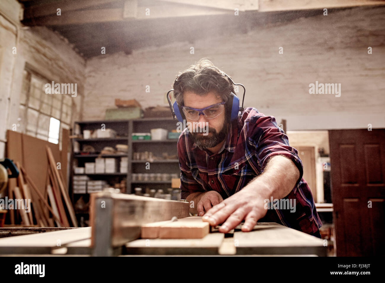 Handwerker Holz Stockfotos und -bilder Kaufen - Alamy