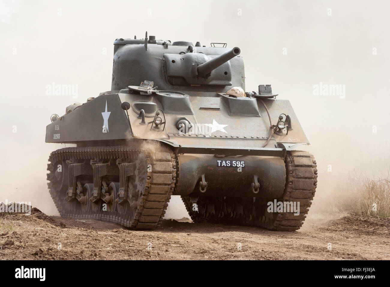 M4 sherman tank -Fotos und -Bildmaterial in hoher Auflösung – Alamy