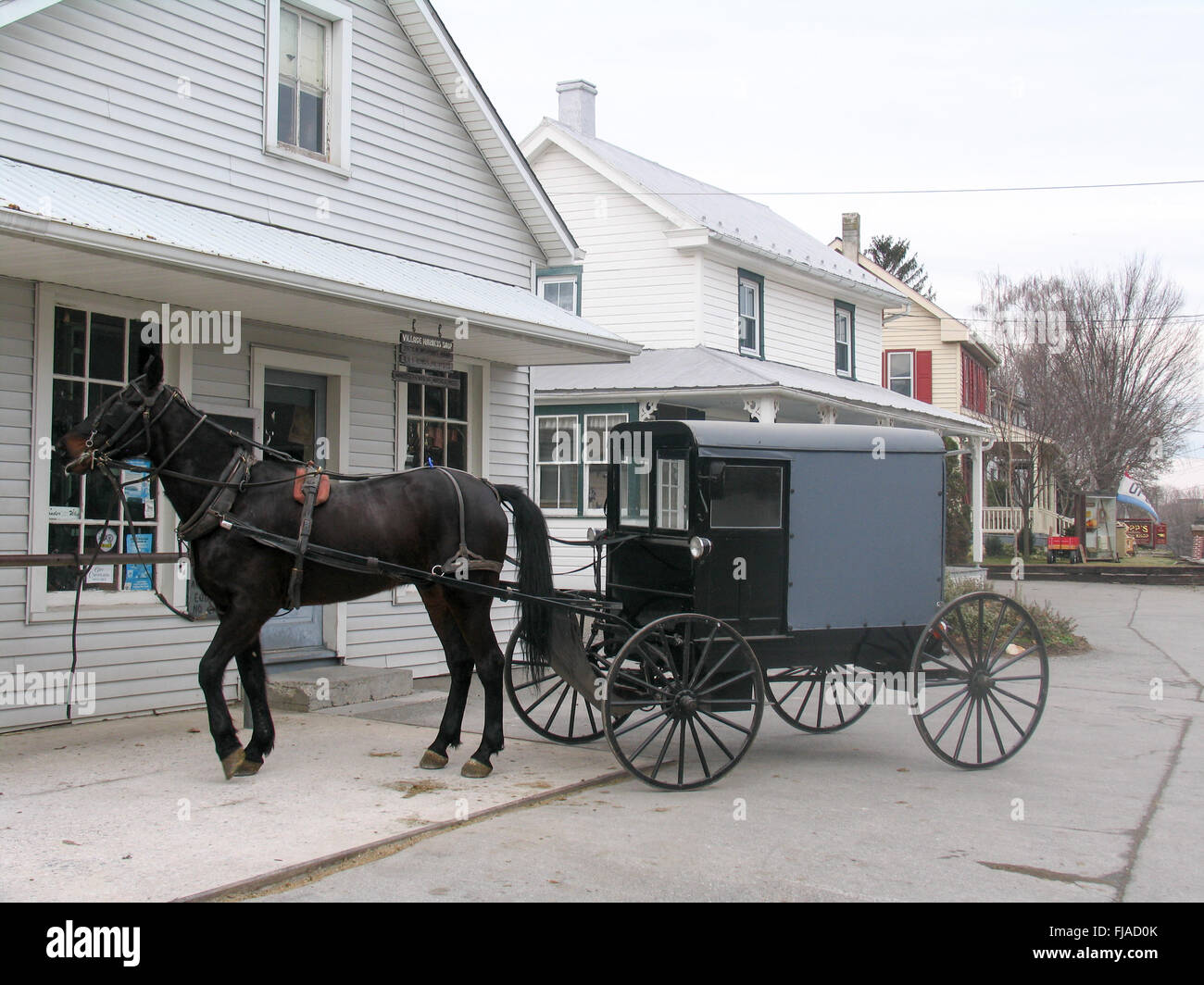 Mennonite buggy -Fotos und -Bildmaterial in hoher Auflösung – Alamy