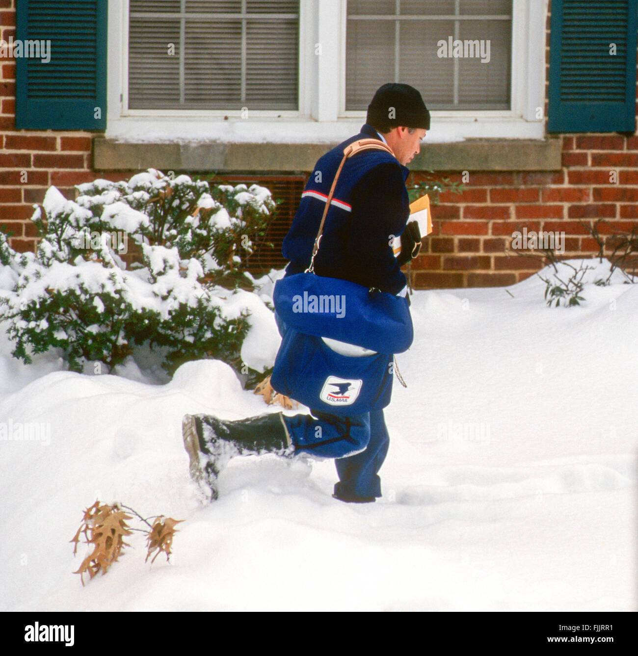 Mailman Winter Stockfotos und -bilder Kaufen - Alamy