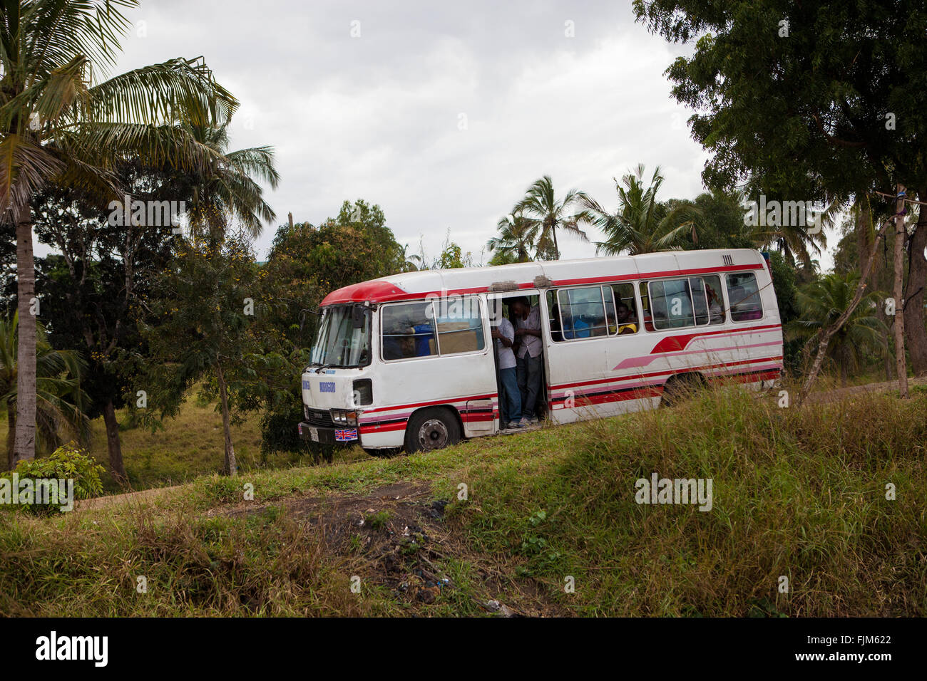 Packed Passenger Bus Stockfotos und -bilder Kaufen - Alamy