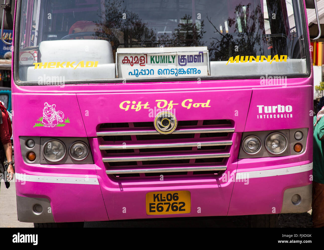 Indischer touristenbus -Fotos und -Bildmaterial in hoher Auflösung – Alamy