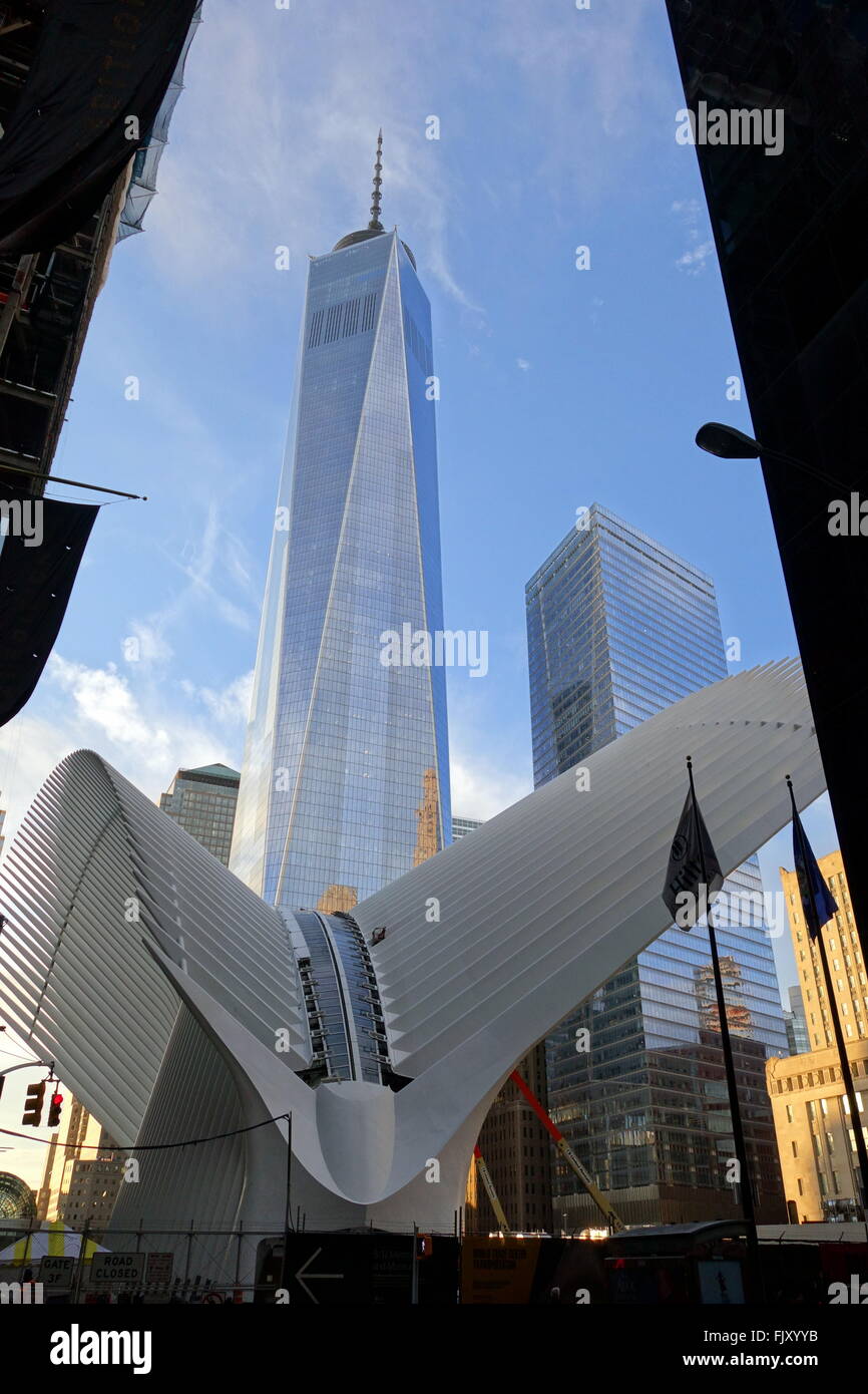 World Trade Center Oculus und Freedom Tower in New York City, NY, USA ...