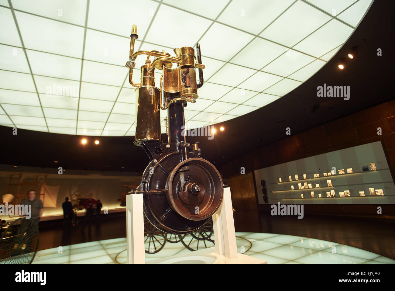 Foto aus dem Mercedes-Museum in Stuttgart Deutschland, wo unter anderem ...
