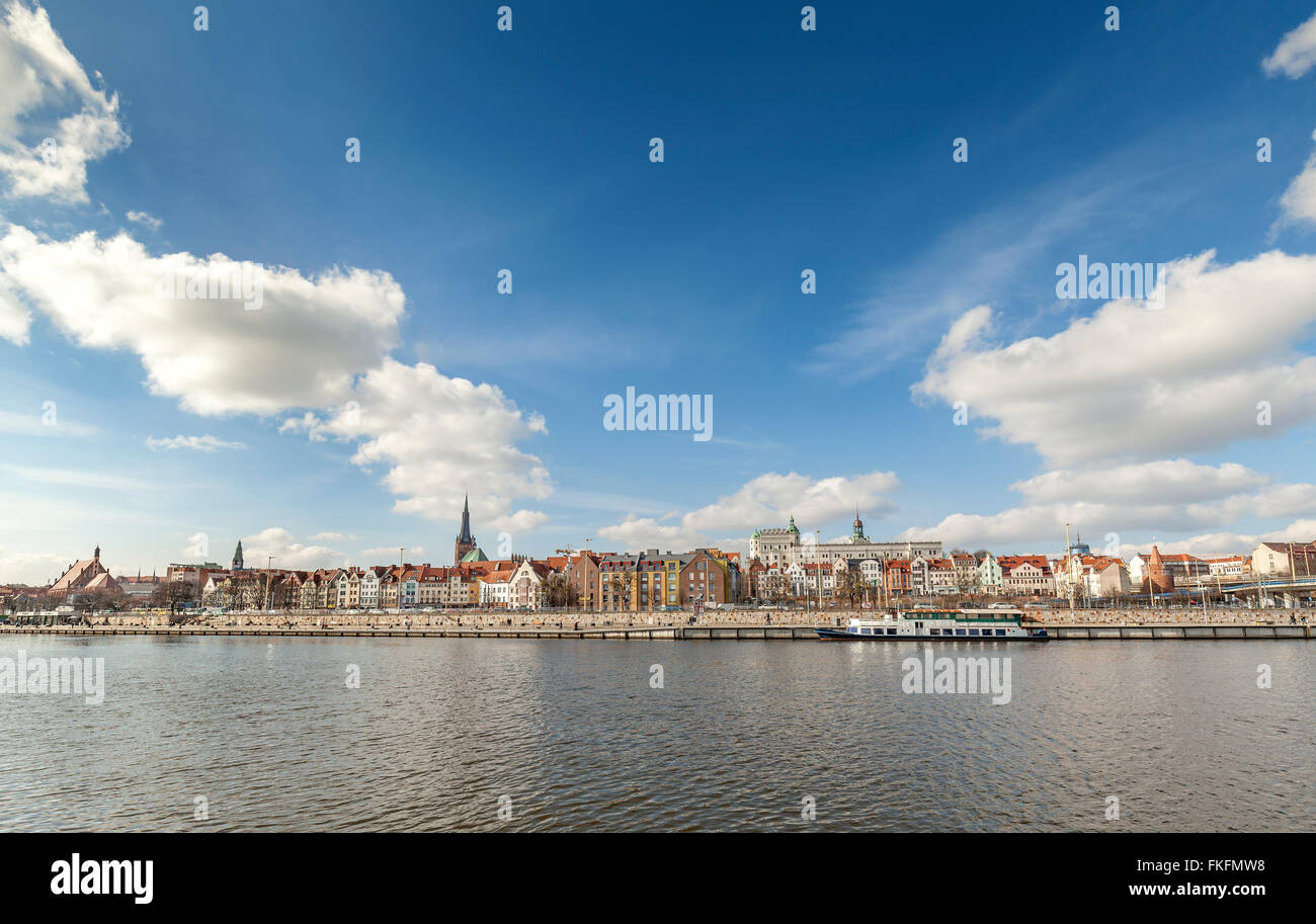 Panoramaaufnahme von Szczecin (Stettin) Stadt Riverside, Polen ...