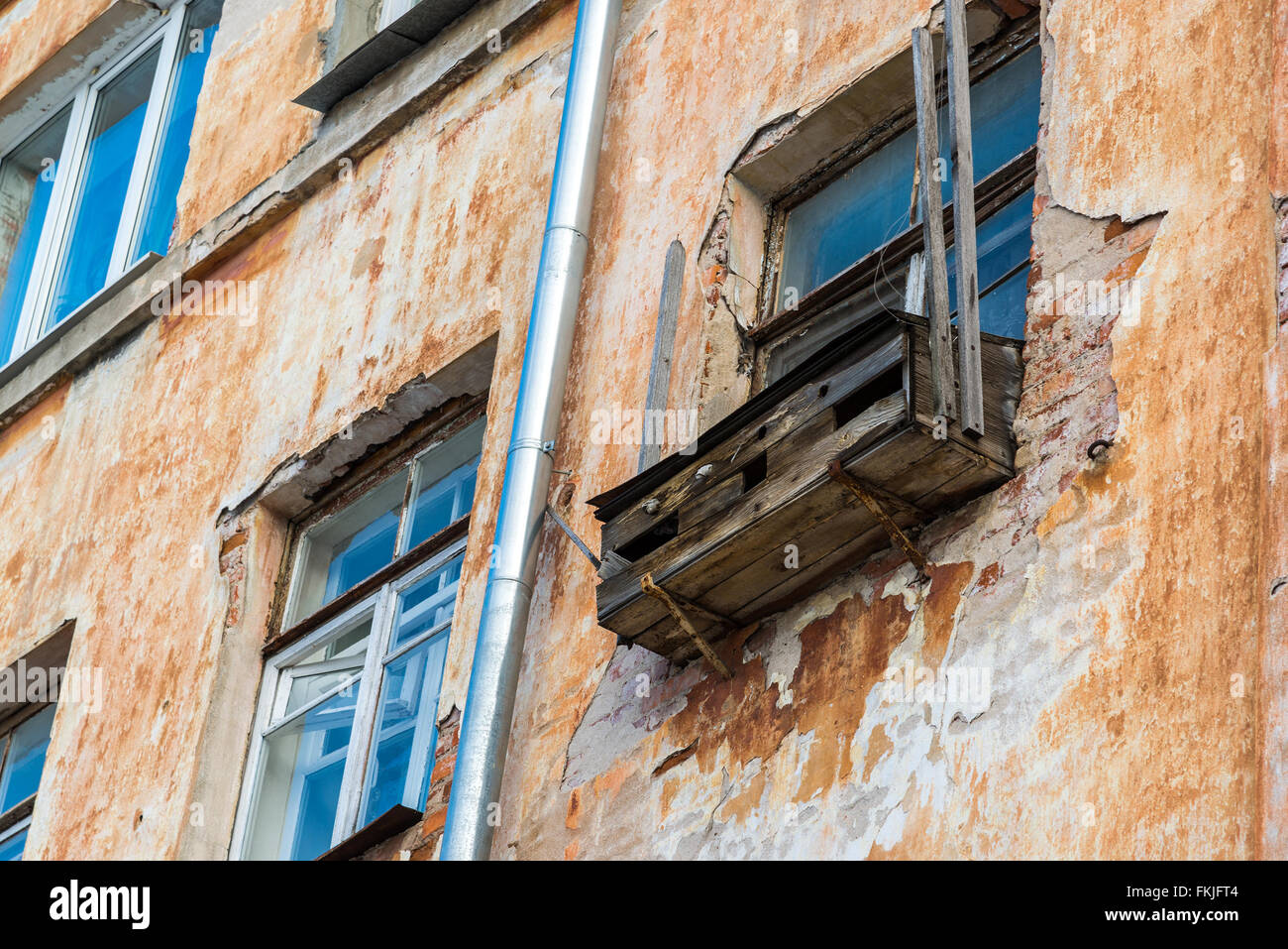 Wohnblock balkon -Fotos und -Bildmaterial in hoher Auflösung – Alamy