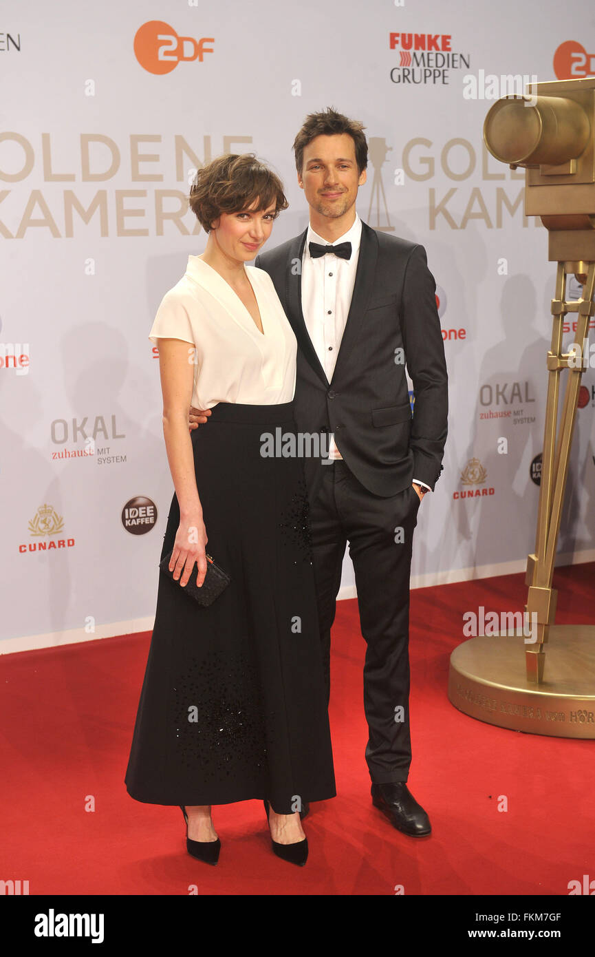 Julia koschitz und florian david fitz -Fotos und -Bildmaterial in hoher ...