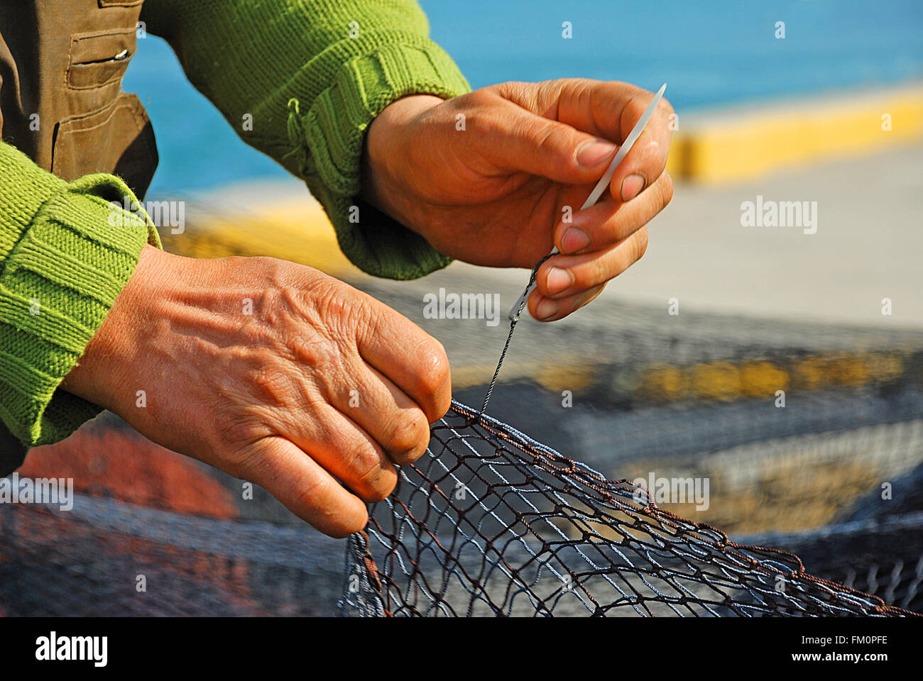 Fischer repariert das netz -Fotos und -Bildmaterial in hoher Auflösung ...