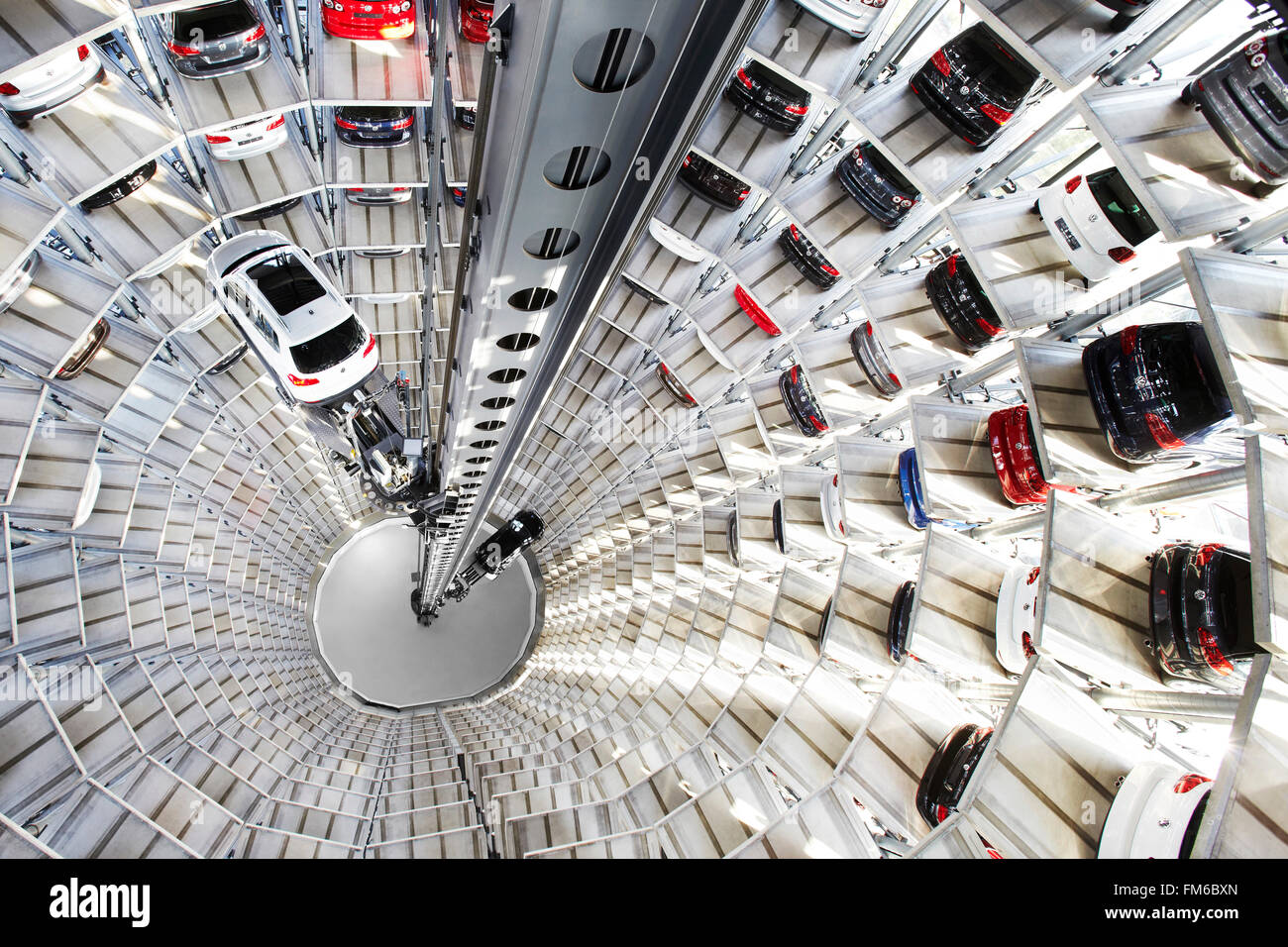 Volkswagen fabrik wolfsburg autostadt -Fotos und -Bildmaterial in hoher Auflösung – Alamy