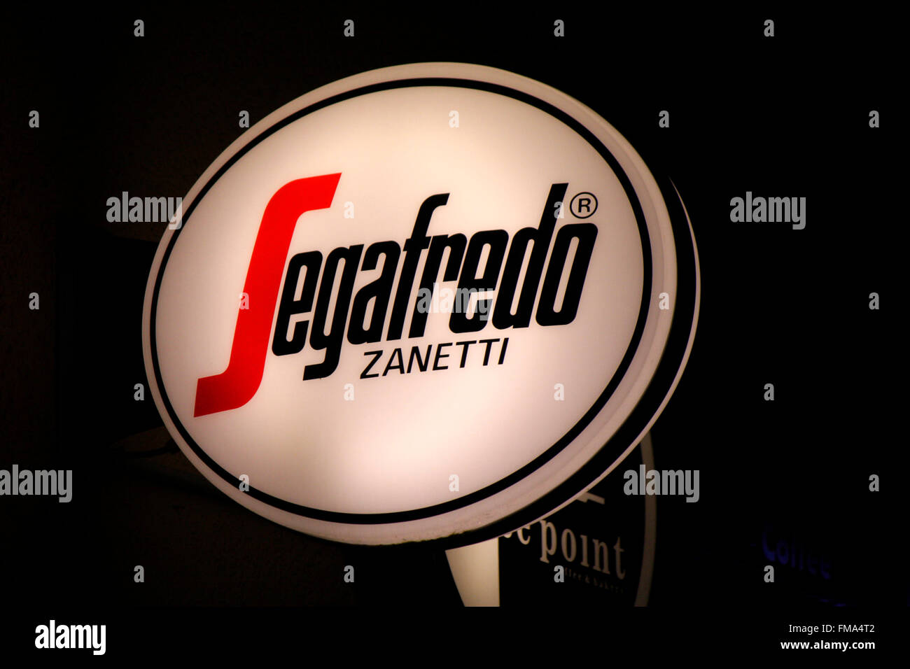 Segafredo logo -Fotos und -Bildmaterial in hoher Auflösung – Alamy