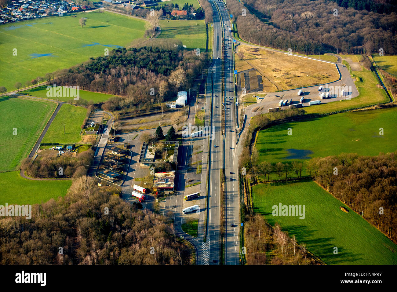 Motorway a12 -Fotos und -Bildmaterial in hoher Auflösung – Alamy