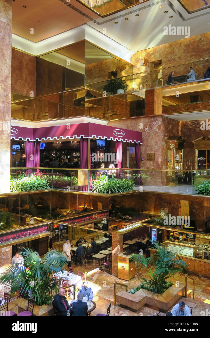 Trump tower atrium -Fotos und -Bildmaterial in hoher Auflösung – Alamy
