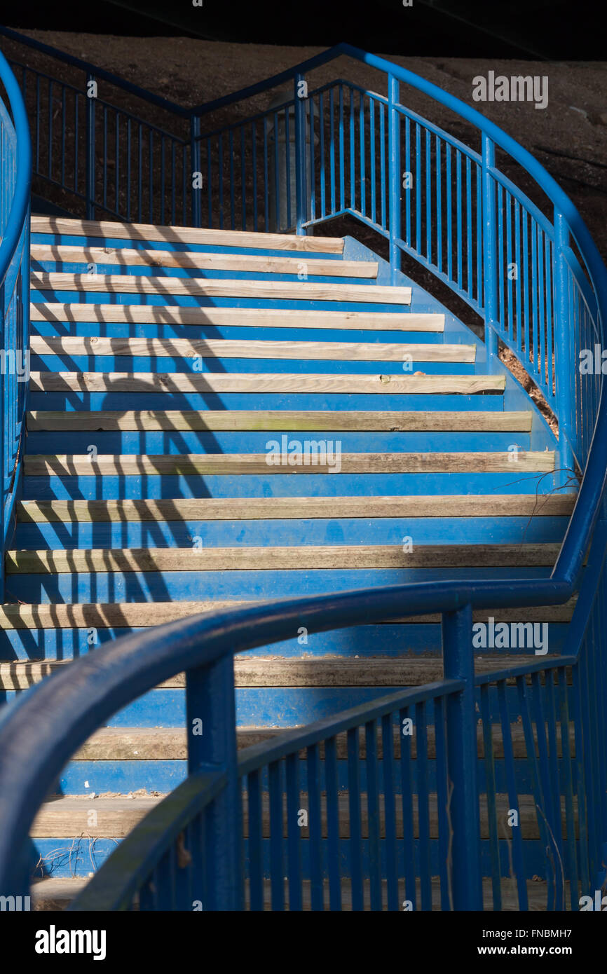 Treppen und gehwege -Fotos und -Bildmaterial in hoher Auflösung – Alamy