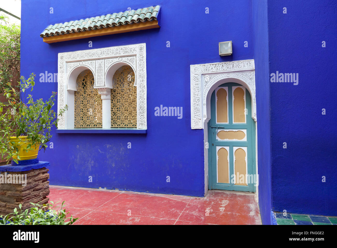 Jardin Majorelle mit Pflanzen in Marrakesch, Marokko Stockfotografie ... Jardin Majorelle mit Pflanzen in Marrakesch, Marokko Stockfotografie ...