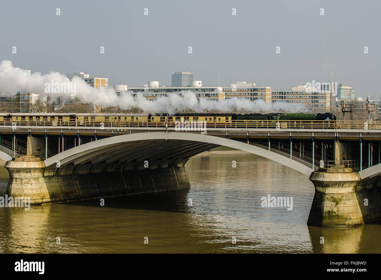 LNER Klasse A1 4-6-2. 60163 'Tornado' Dampflok schleppten die Belmond ...
