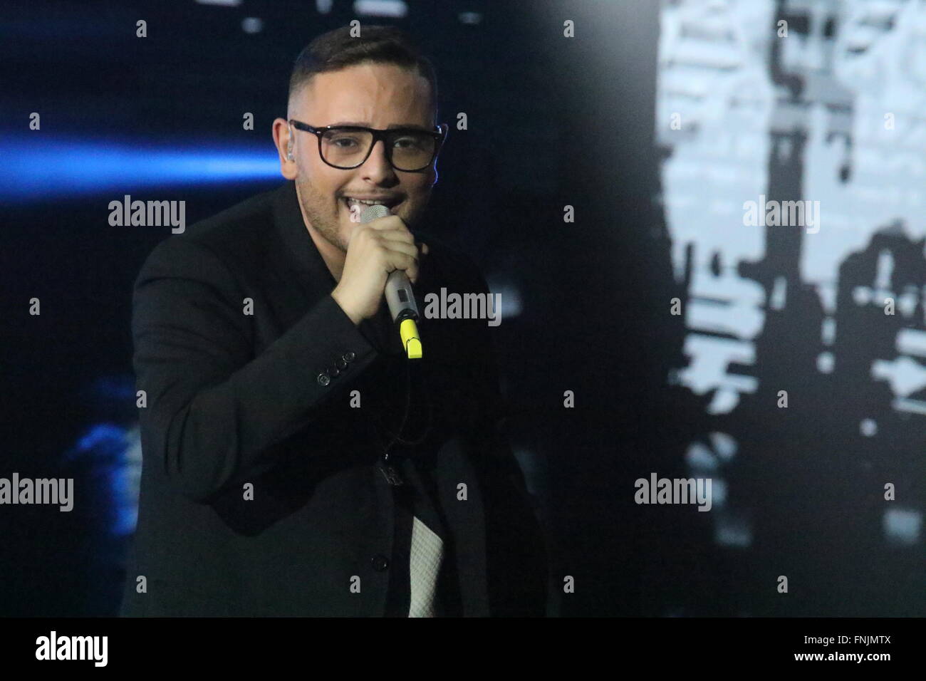 Napoli, Italien. 15. März 2016. Der Rapper Rocco Hunt bei seinem ...