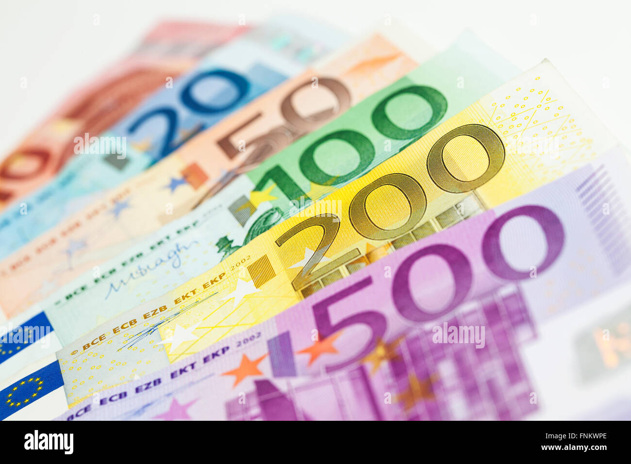 200 euro schein -Fotos und -Bildmaterial in hoher Auflösung – Alamy