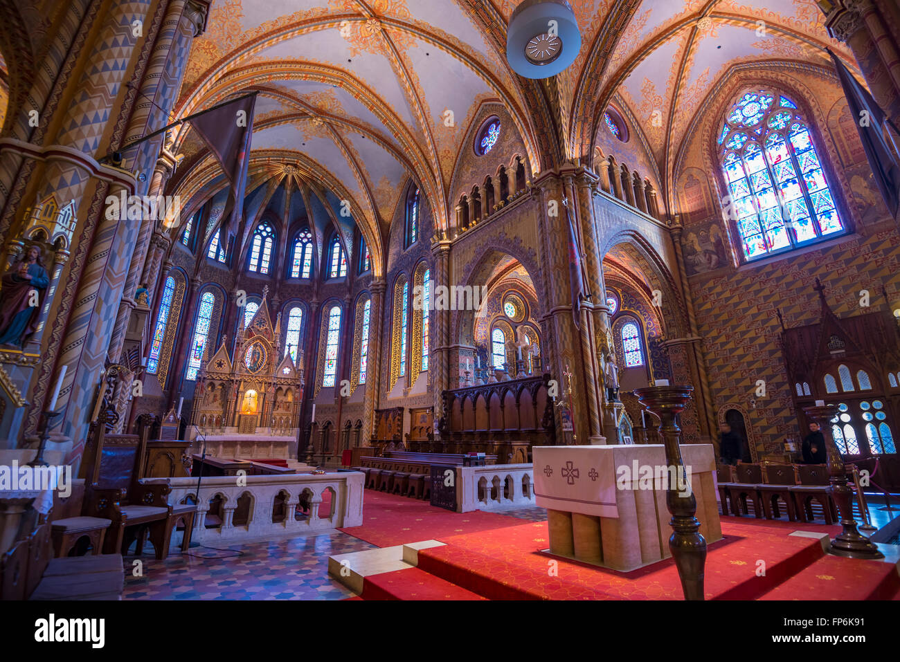 Hungary budapest matthias church interior -Fotos und -Bildmaterial in ...