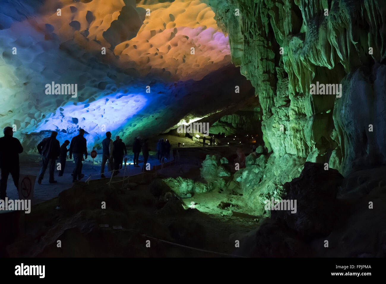 Hang sung sot höhle -Fotos und -Bildmaterial in hoher Auflösung – Alamy