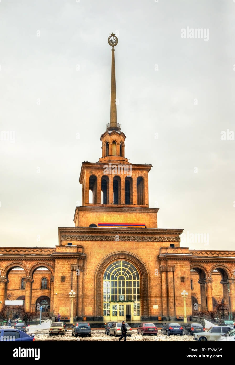 Der bahnhof von eriwan -Fotos und -Bildmaterial in hoher Auflösung – Alamy