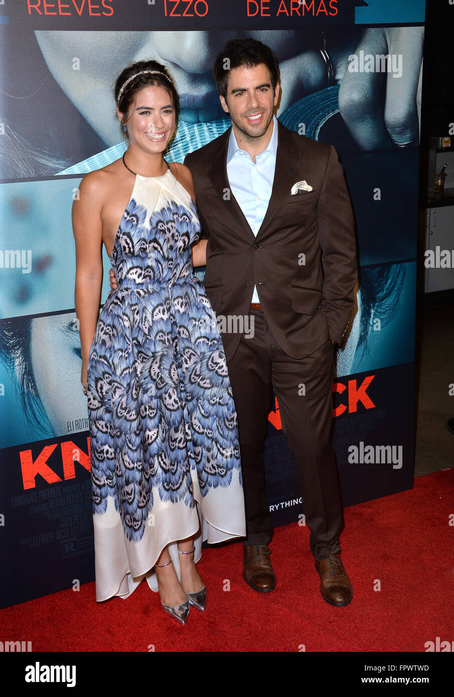 LOS ANGELES, CA - 7. Oktober 2015: Schauspielerin Lorenza Izzo ...