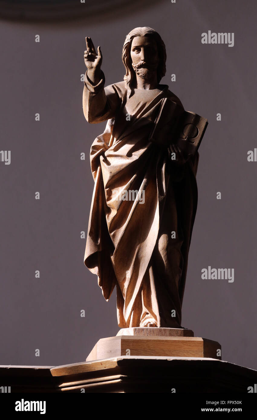 Heilige peter paul kirche -Fotos und -Bildmaterial in hoher Auflösung ...