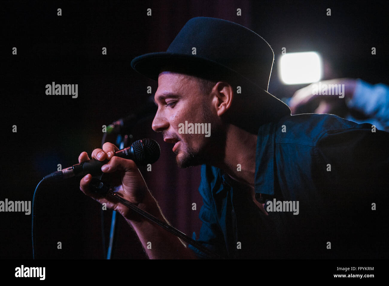 Russian singers -Fotos und -Bildmaterial in hoher Auflösung – Alamy